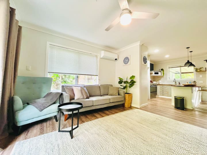 Short Term Rental, Short Drive - Logan Village