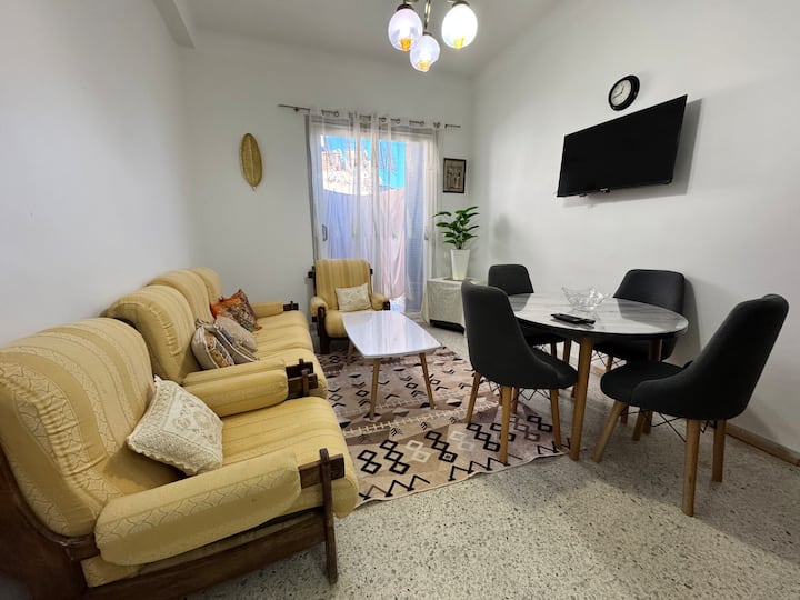 Urban Oasis In Algiers' Heart - Algiers