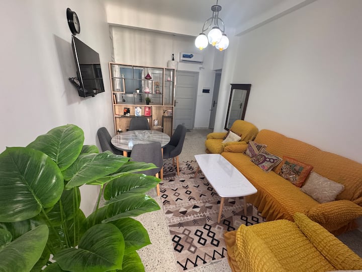 Urban Oasis In Algiers' Heart - Algiers