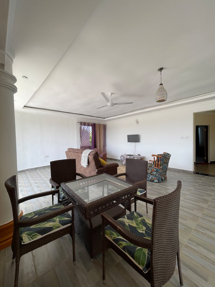 Diamond Sands Villa - Diani Beach