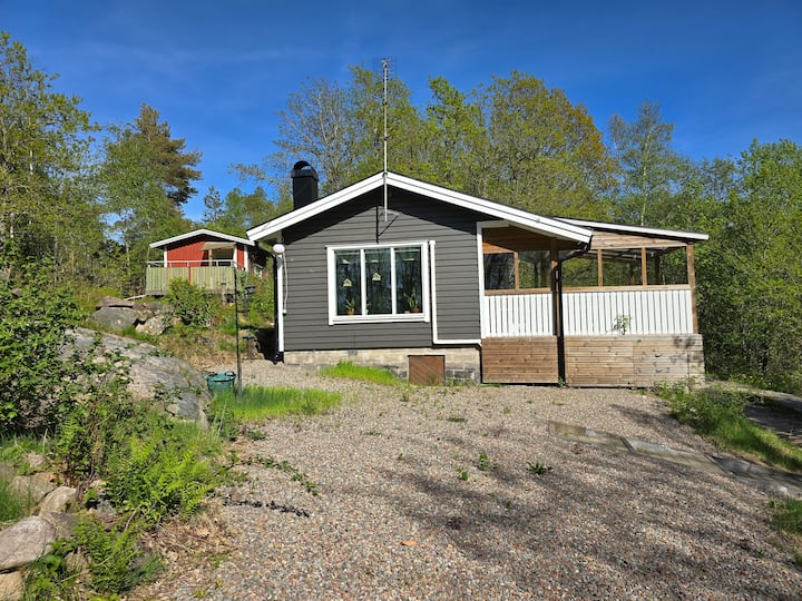 Skogsstuga Med Närhet Till Havet - Hunnebostrand