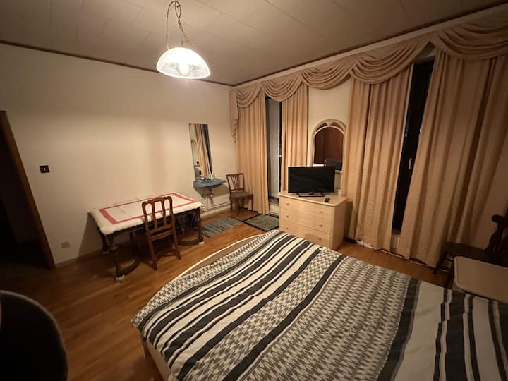 Chambre Confort - Châtelet
