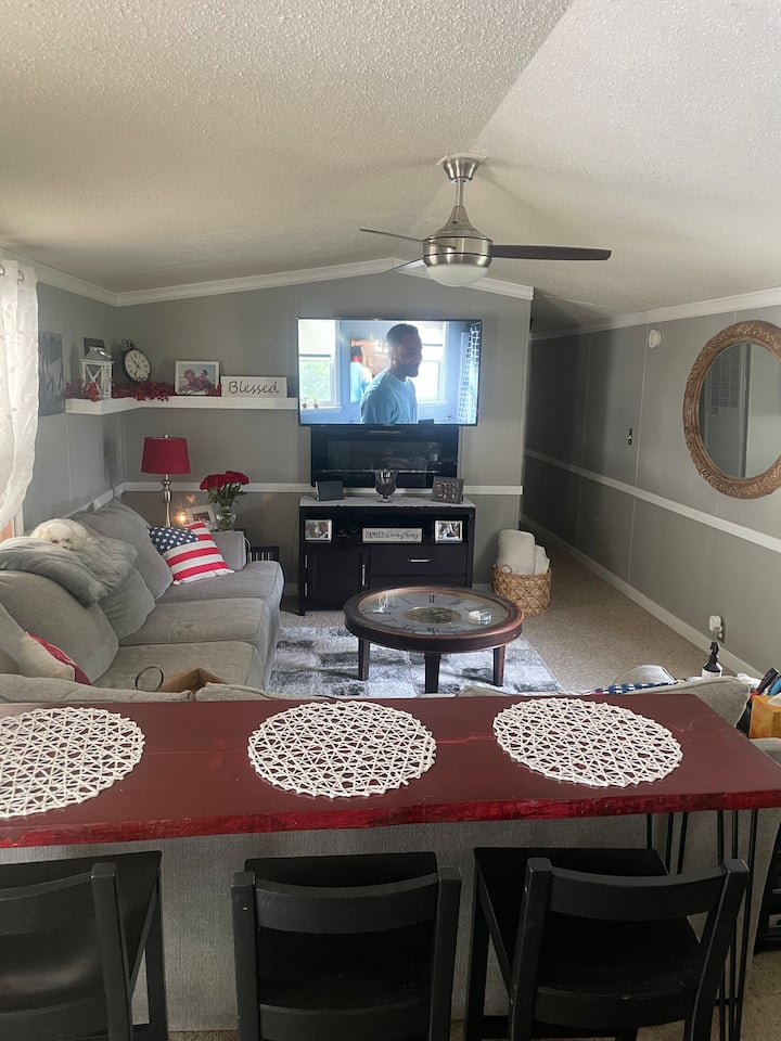 Cozy Mobile Home - Williamsport, PA