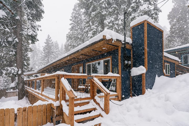 Modern Ski Cabin W/ Steam Barrel Sauna, Ev Charger - Tahoe City, CA