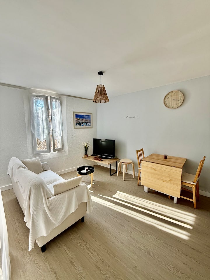 Prox Plages/ Calanques - T2 38m² - Clim/wifi - La Ciotat