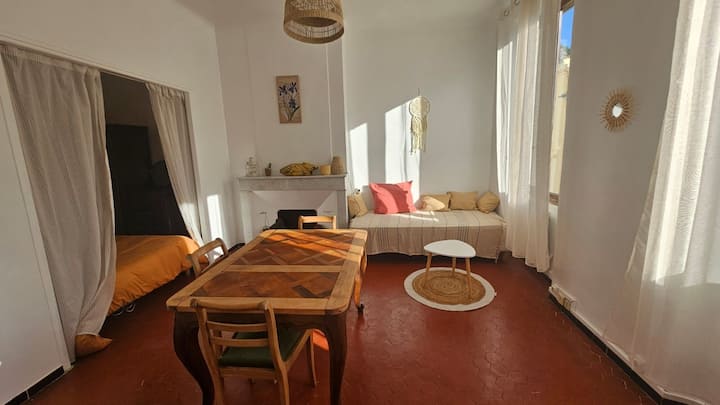 Studio Spacieux/plein Centre - Castellane