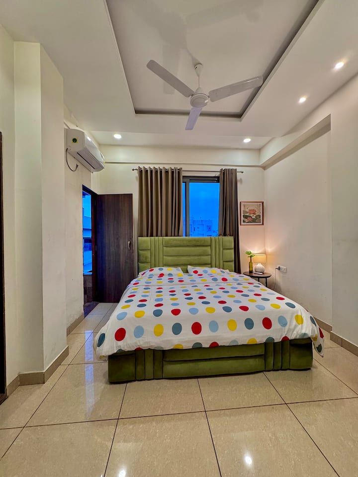 2bhk Private Unit With Parking - Udajpur