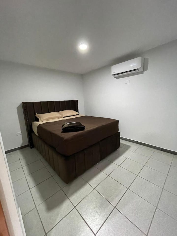 Inmuebles R Casa Nogal (2) - Reynosa