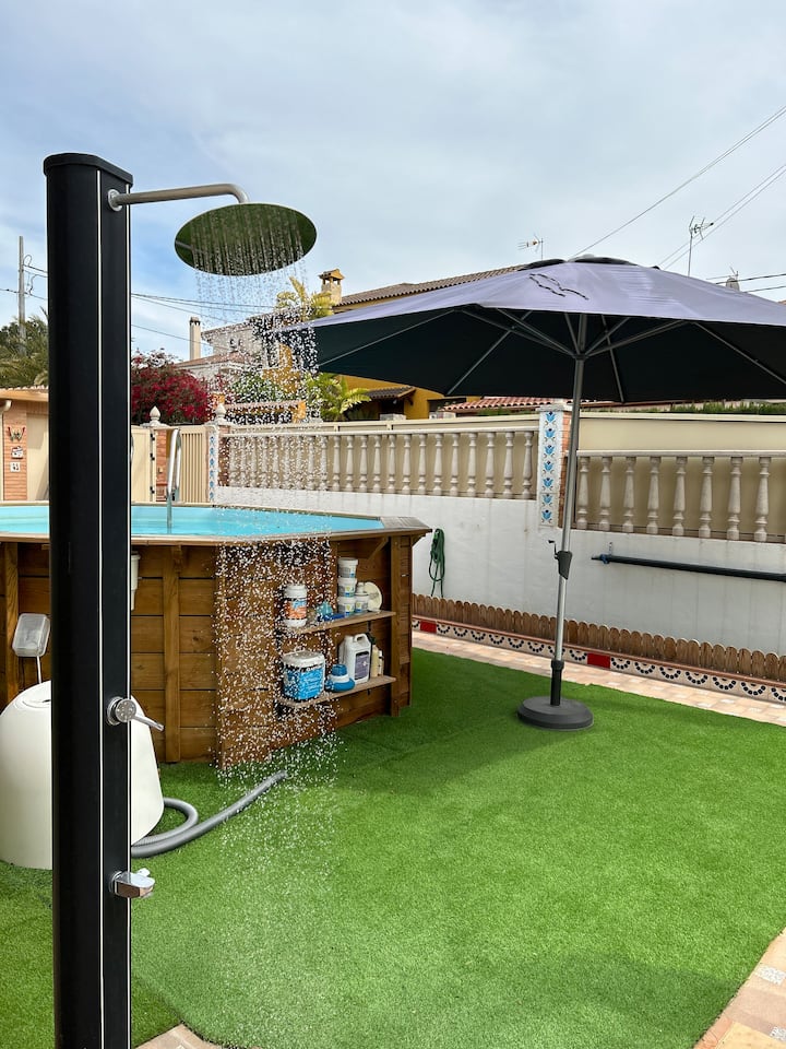 Chalet Con Piscina En La Playa - 