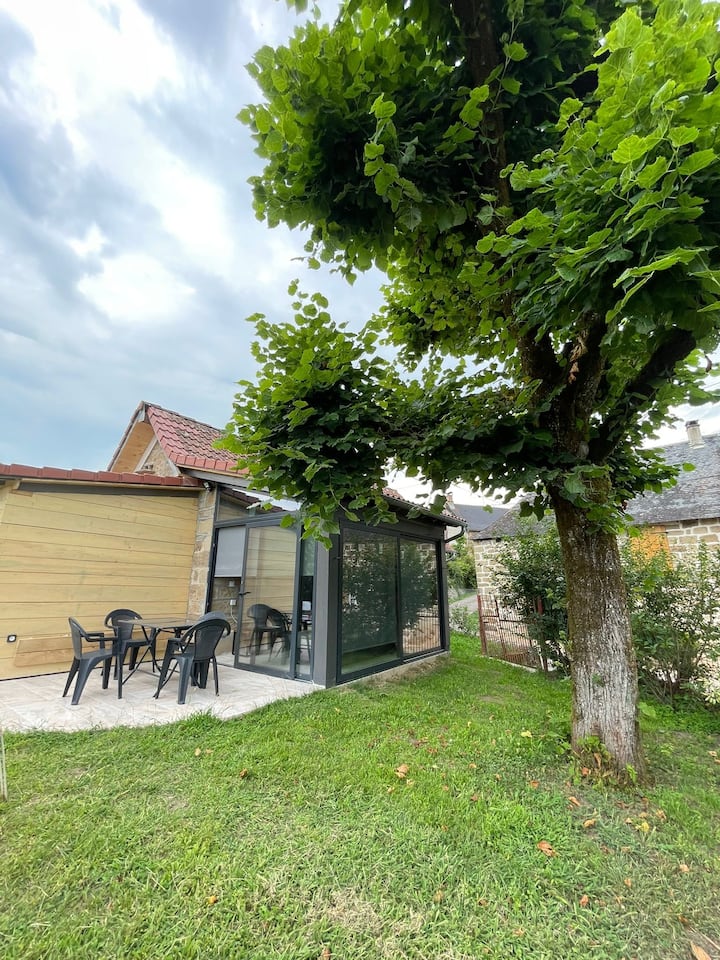 Petite Maison En Pierre Climatisée - Brive-la-Gaillarde