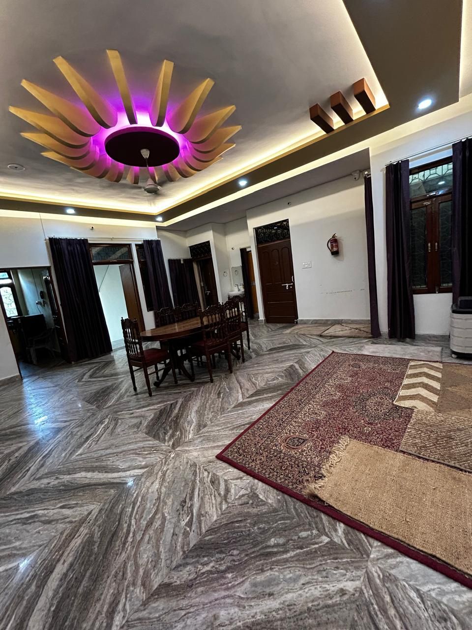 Centrally Located 8 Room Luxury Home- Kashyaam Inn - Houses for Rent in ...