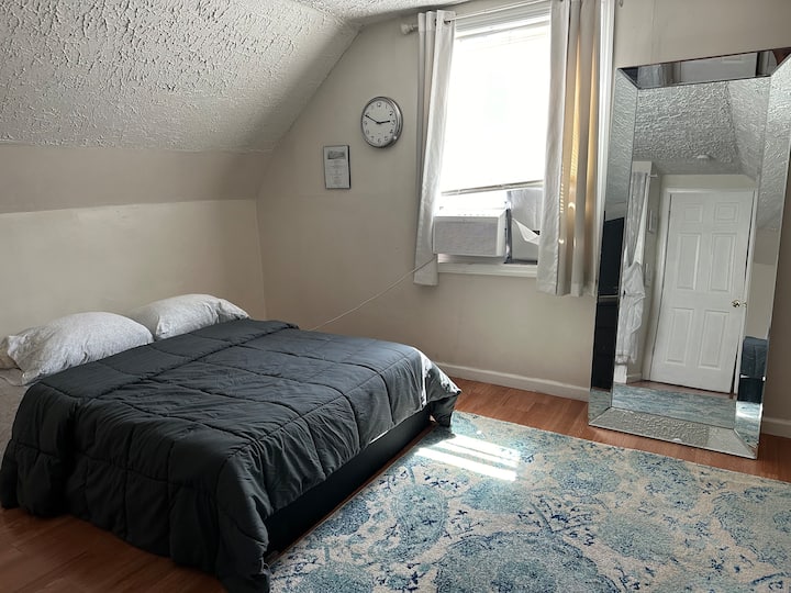 Private Room On Second Floor - 롱아일랜드