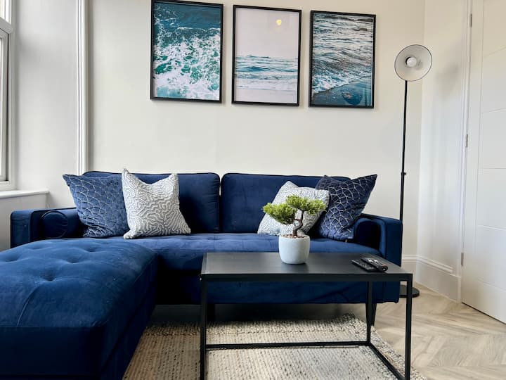 Inverness City Centre Luxury Apt - 55/2 - インヴァネス