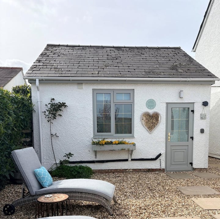 The Burrow - Gloucestershire