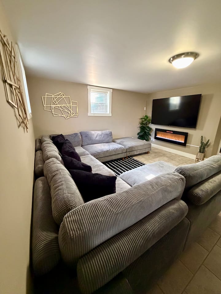 Basement Apartment W/own Entrance - Boise, ID