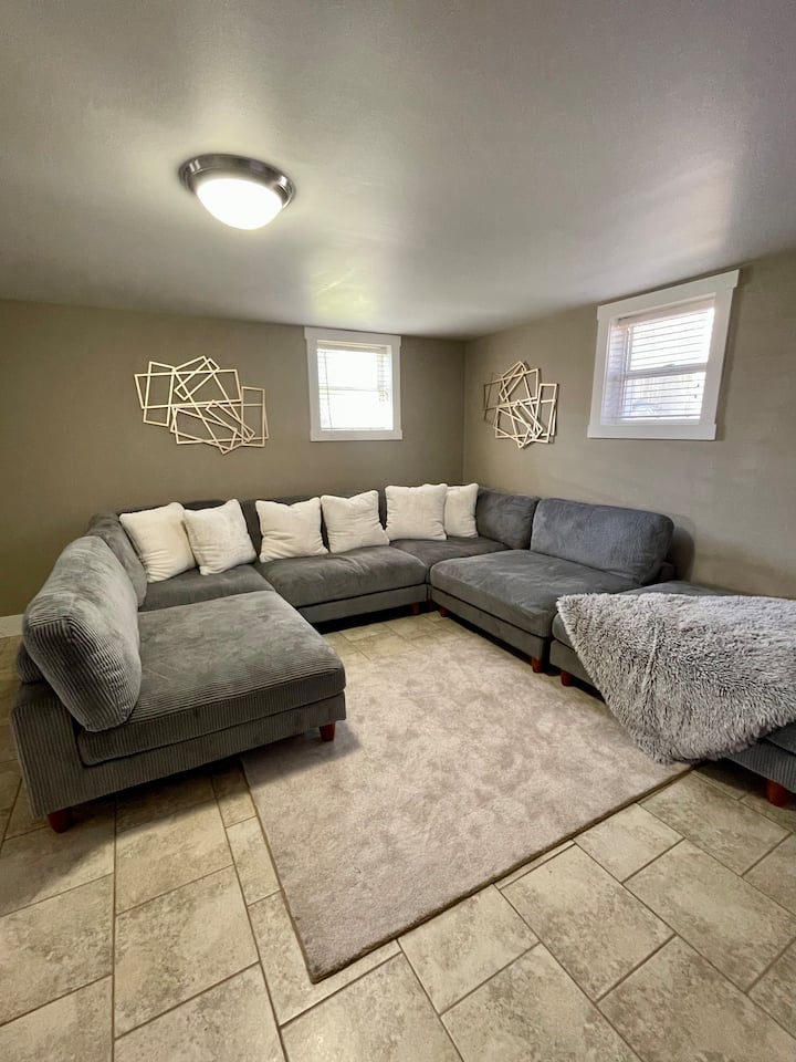 Basement Apartment W/own Entrance - ボイシ, ID