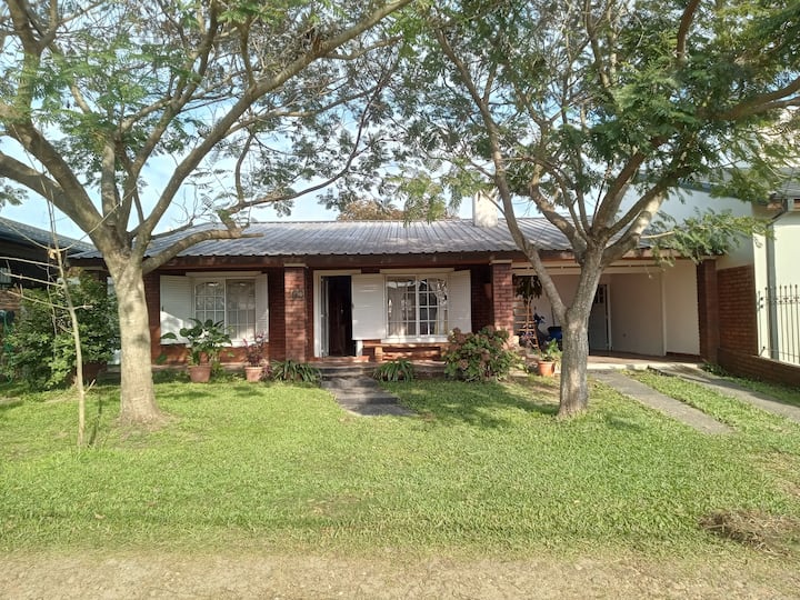 Hermosa Casa Para Relajarse Y Disfrutar A Gusto. - Federación