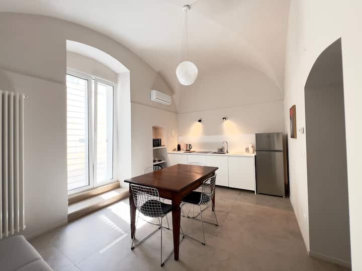 (Casamarmitta) Charming Apartment In Downtown Bari - Bari
