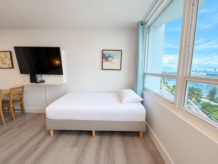 Vue Sur La Baie Depuis Le 14e éTage | 2 Lits Queen Size + Service De Voiturier Gratuit - Miami Beach, FL