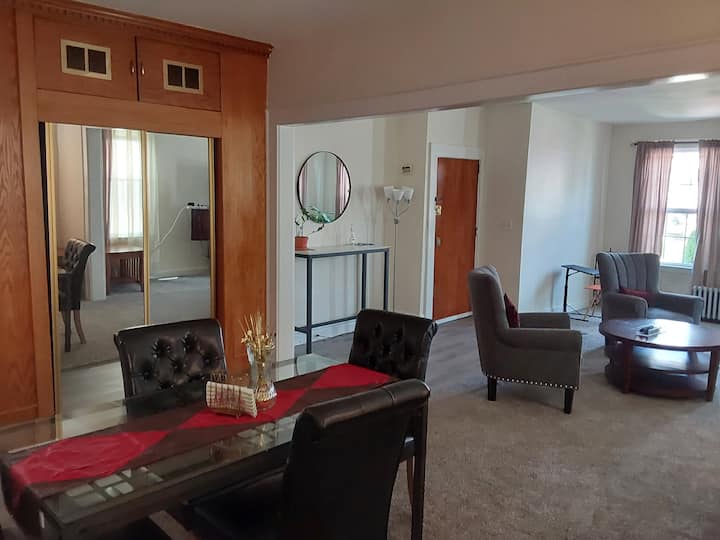 Great Space! Ez Commuter Access - Newark