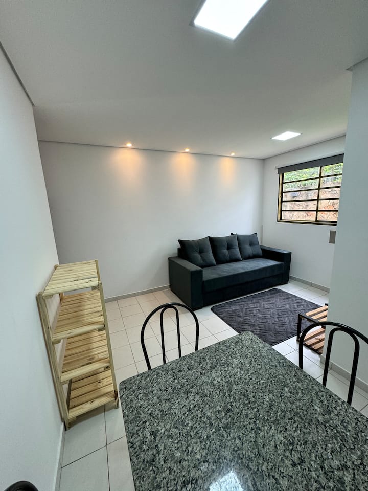 Aconchegante Apartamento Térreo Para 4 Pessoas - Campo Grande