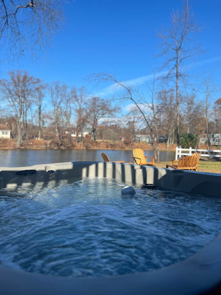 Waterfront Cottage -Close To Hits, Hot Tub, Kayaks - Kingston, NY