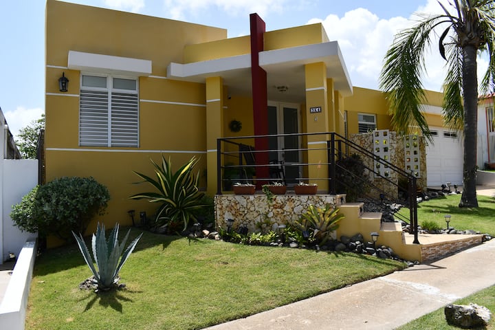 Laila's Guest House - Corozal