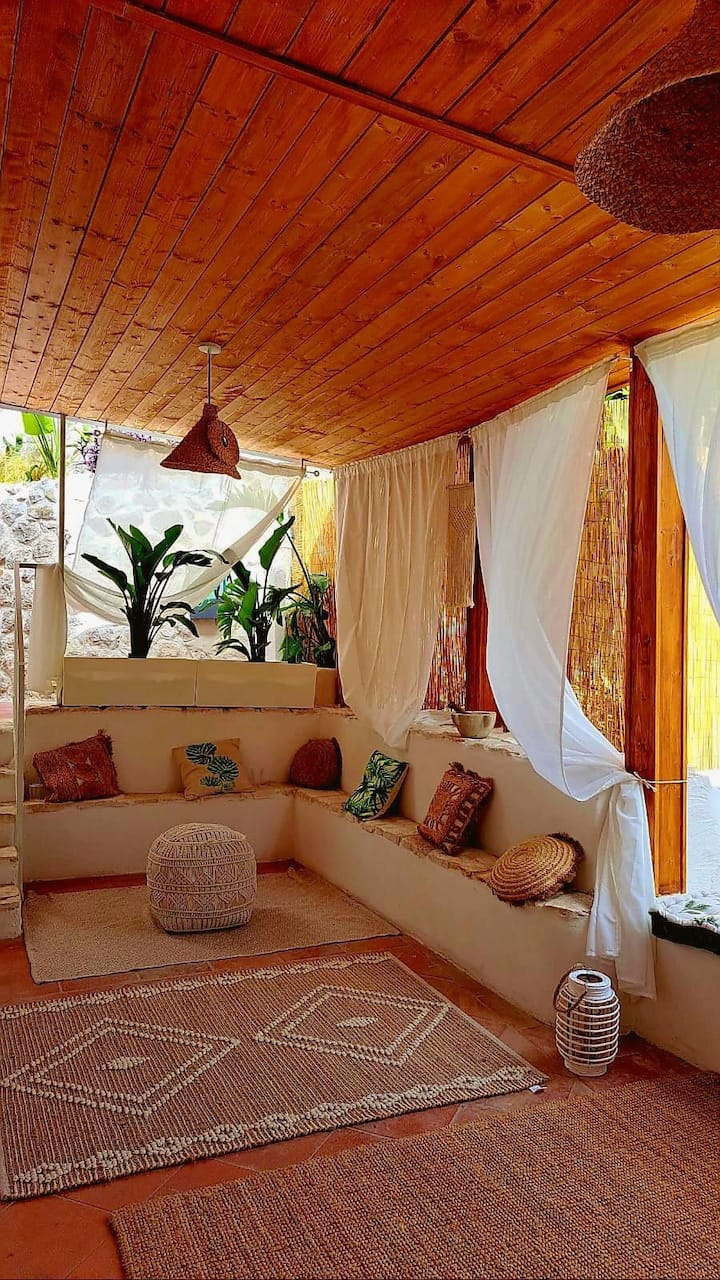 Oikos Guesthouse & Rooftop - Campo Felice