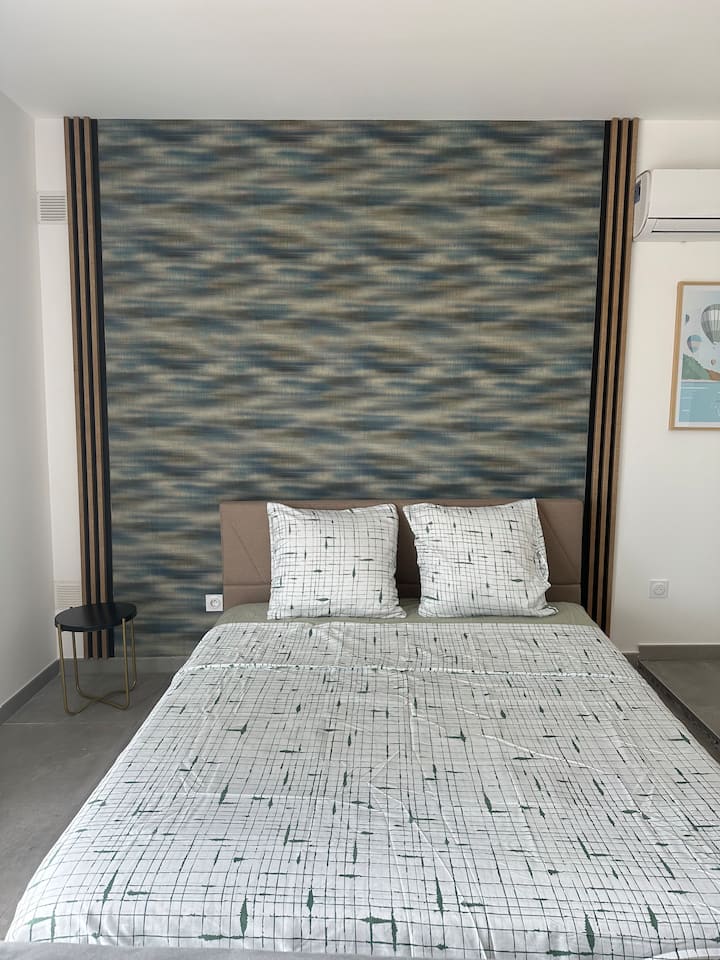 Grand Studio Confort+extérieur - Vitrolles