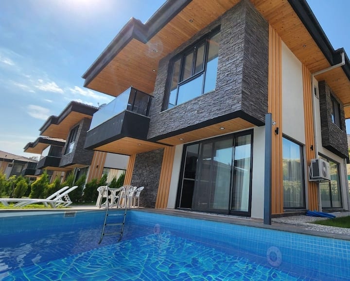 Villa Cemre 3+1 ÖZel Havuzlu - Dalaman