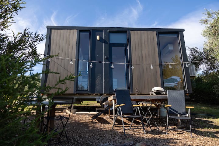 Scrub Tiny House By Tiny Away - McLaren Vale