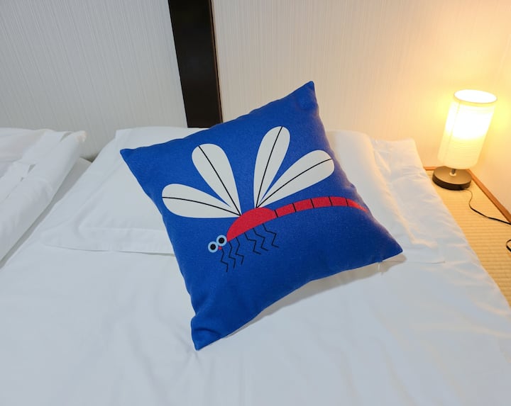 Near Namba｜2-min Station｜ Direct To Airport - Japan