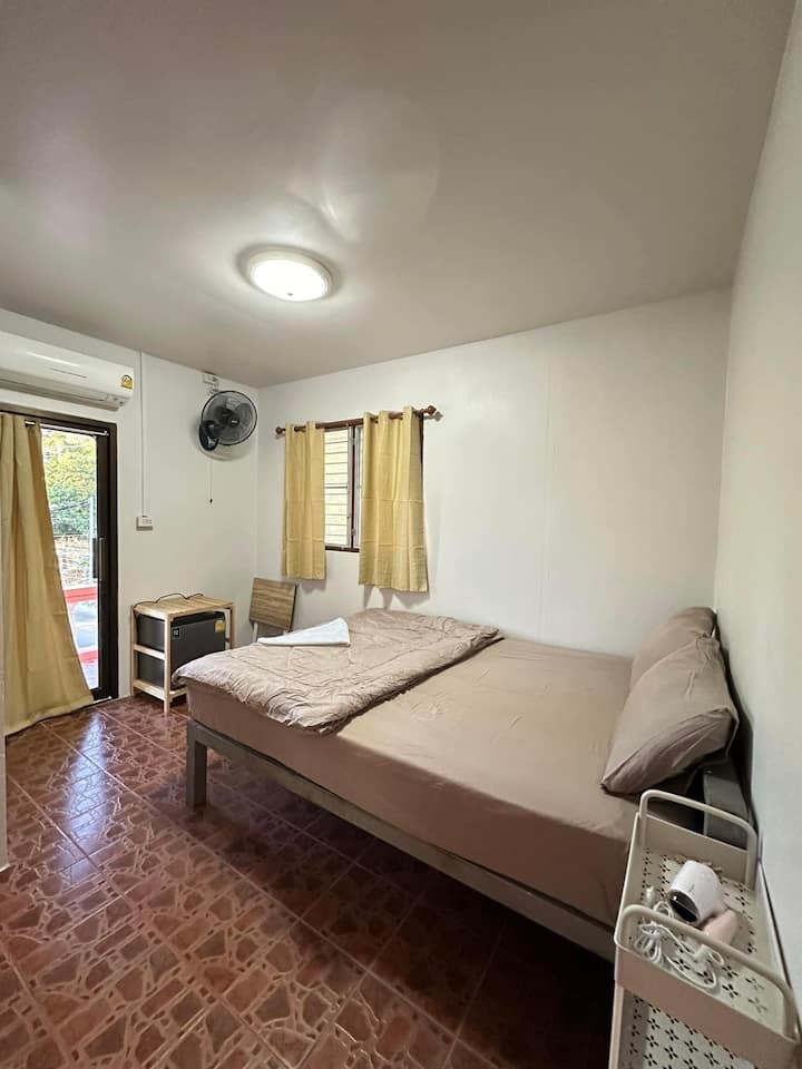 Pd Place Koh Tao Included Bills - 龜島