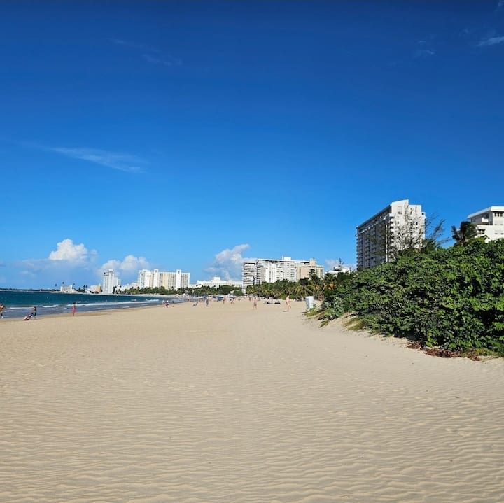 4br/5ba House 4 Min Walk To Best Beach In San Juan - San Juan