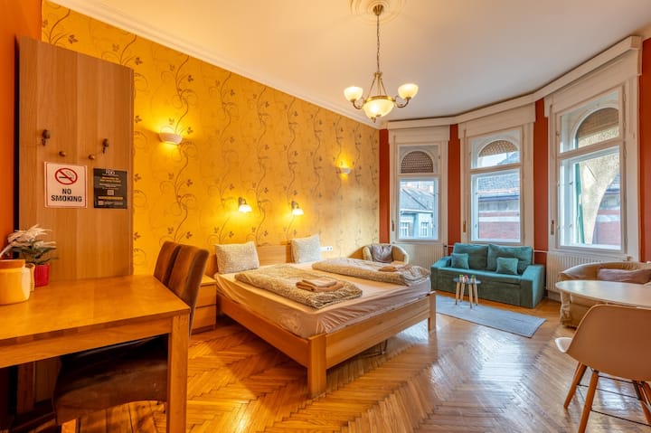 Hidden Gem Next To Synagouge - Apartment Suite 1 - Budapest
