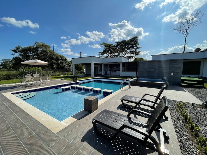 Casa Quinta En Condominio - Villavicencio