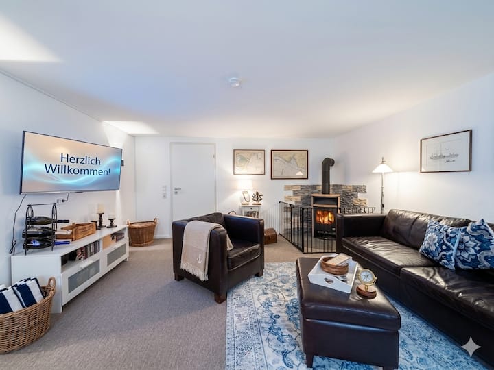 Vacation Near The Beach With Sauna And Fireplace - Strande