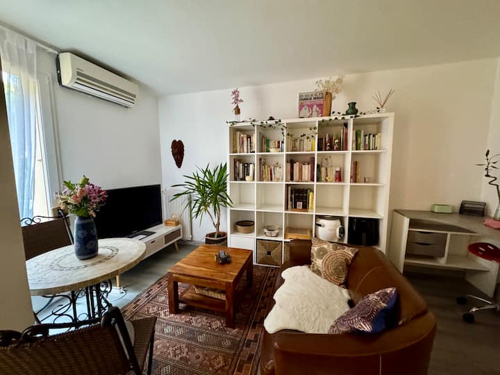 Appartement T2 Au Calme-parking Privé Sécurisé - Perpignan