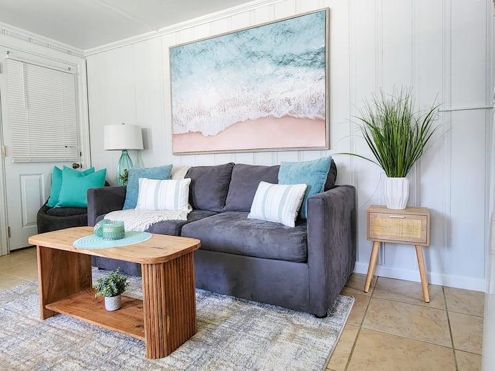 Parrot Bay Bungalow - Magnum, Ocean City