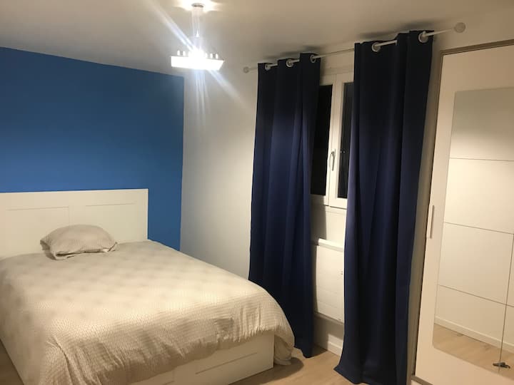 Chambre Privée Près De Cdg ! - Villepinte