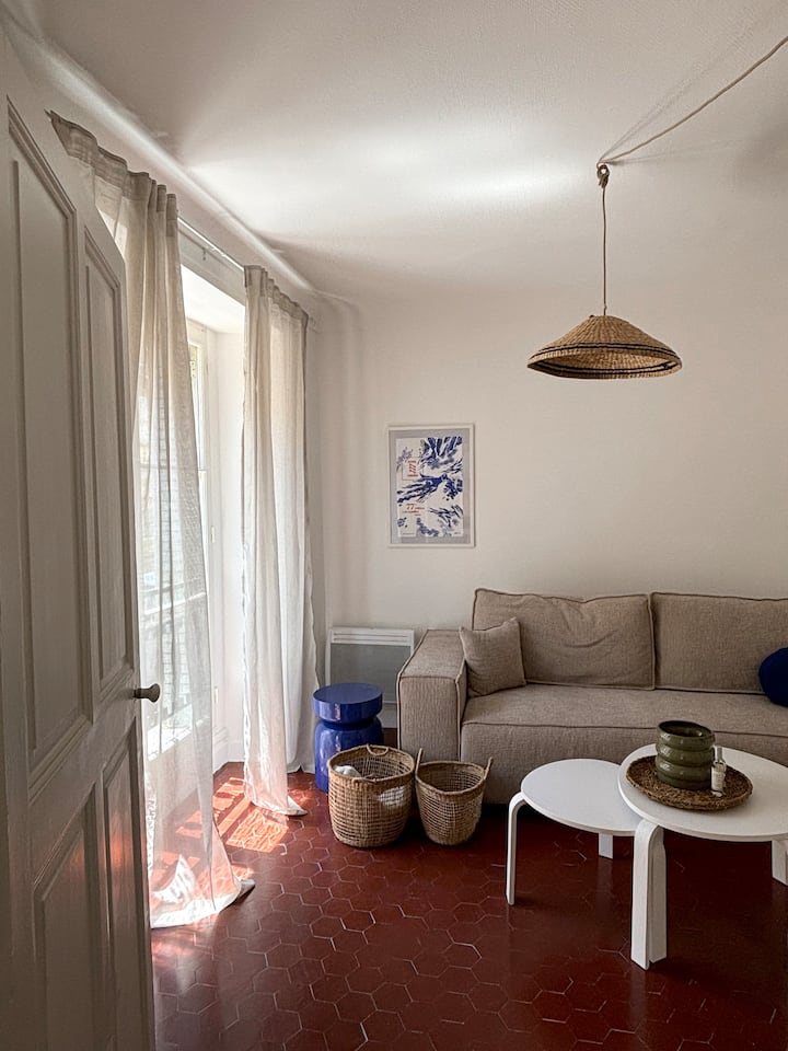 T2 Intra-muros Rénové / 150m Du Palais Des Papes - Avignon