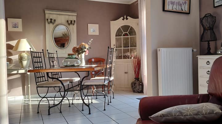 Jolie Maison Au Jardin Fleuri - Montlouis-sur-Loire