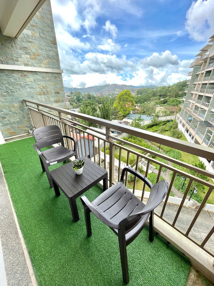 2br Suite W/ Balcony Free Parking | Mountain View - Baguio