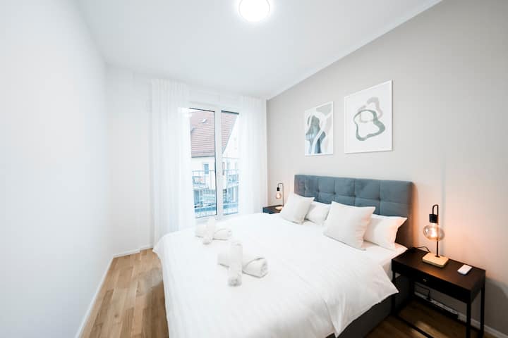 Casavia: City-center Böblingen, Balcony, Parking - Böblingen