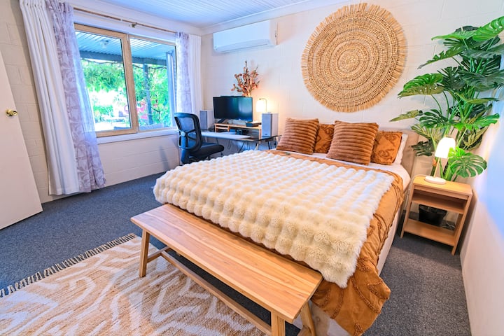 White Rabbit Mountain Retreat - Mount Beauty