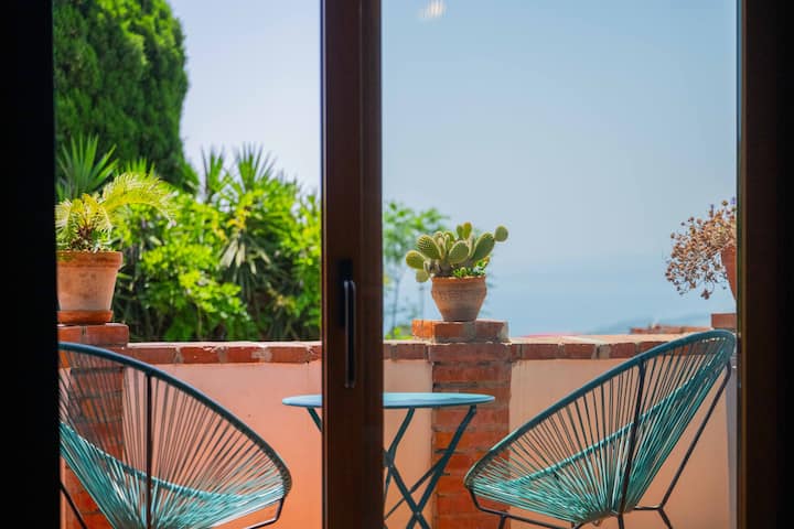 A Me Casa - Taormina - 陶爾米納
