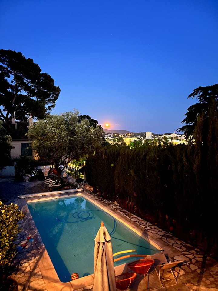 Charmante Maison Typique Du Midi - French Riviera