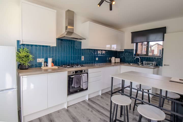 A Bright, Modern Home Away From Home - Catterick