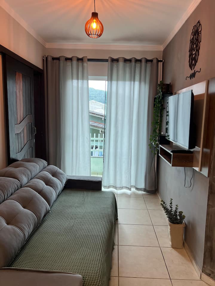 Apartamento Com Sacada. - ジョインビレ