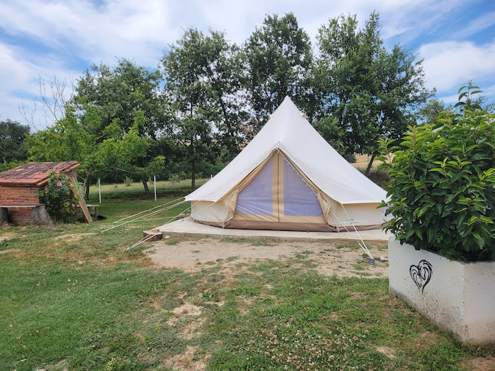 Tente Safari Confort Vue Sur Chevaux Et Pyrénées - Haute-Garonne